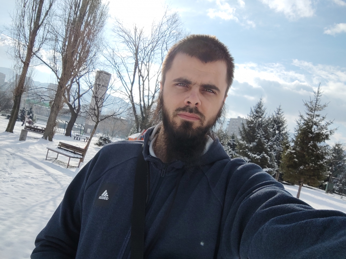 TechUtopia on - Xameras - Library of Camera Samples
